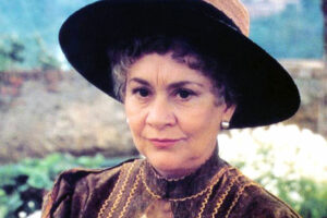 British Period Drama: 5 Reasons to Watch "Enchanted April" (1991)